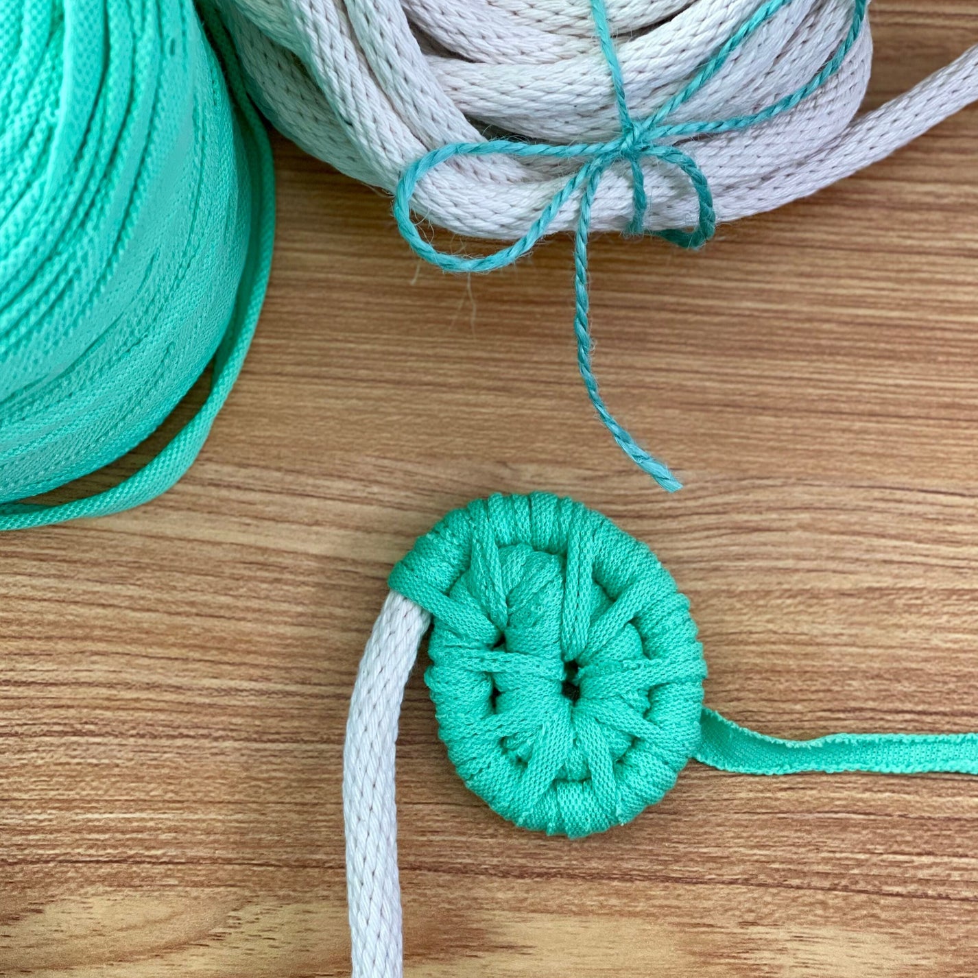 9.5mm Cotton Solid Braid Filler Cord - 25 foot bundle – Handy Knots